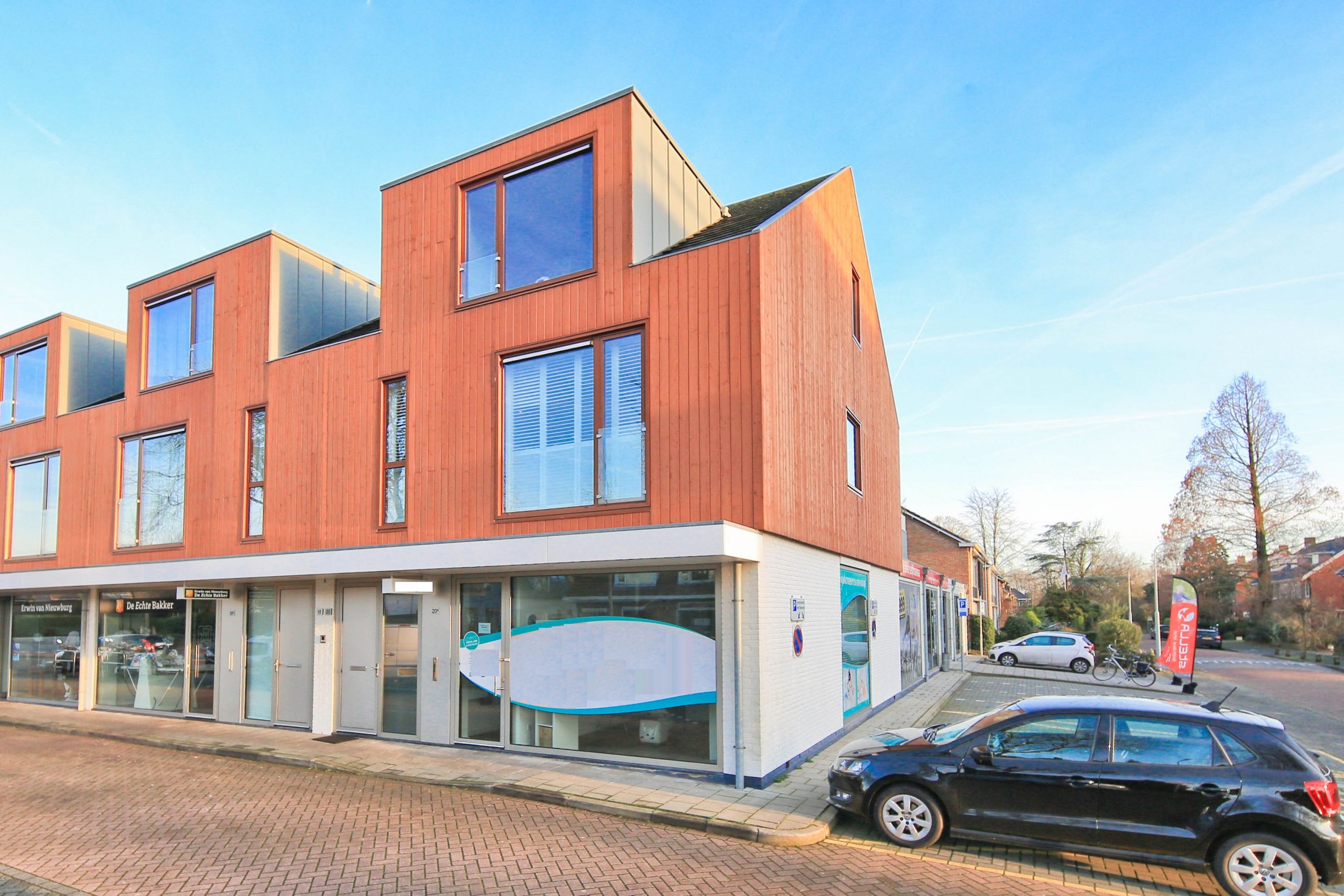 Recent gerealiseerd dubbel bovenhuis met 27 m² dakterras, 4 kamers en ...