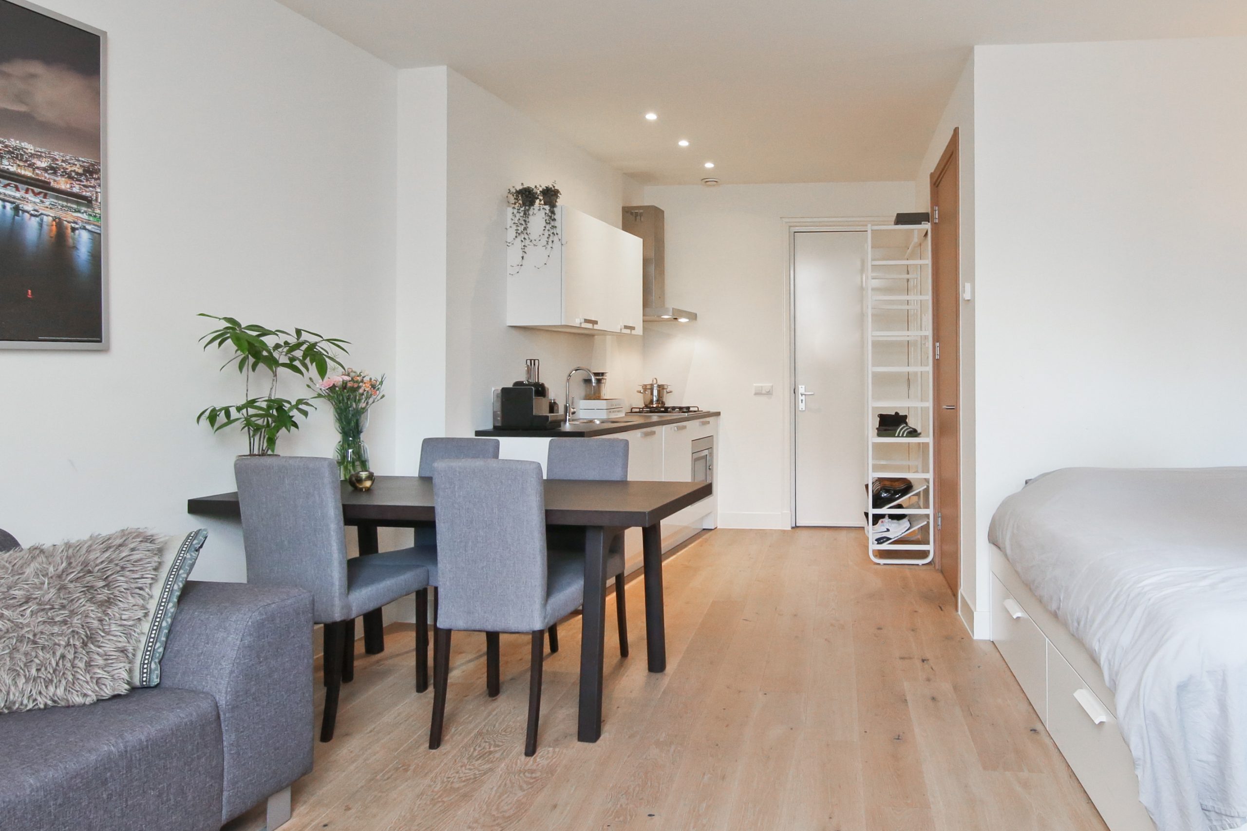 Stoere Super Studio van bijna 30 m² @Amsterdam Nieuw-Sloten Laan van ...